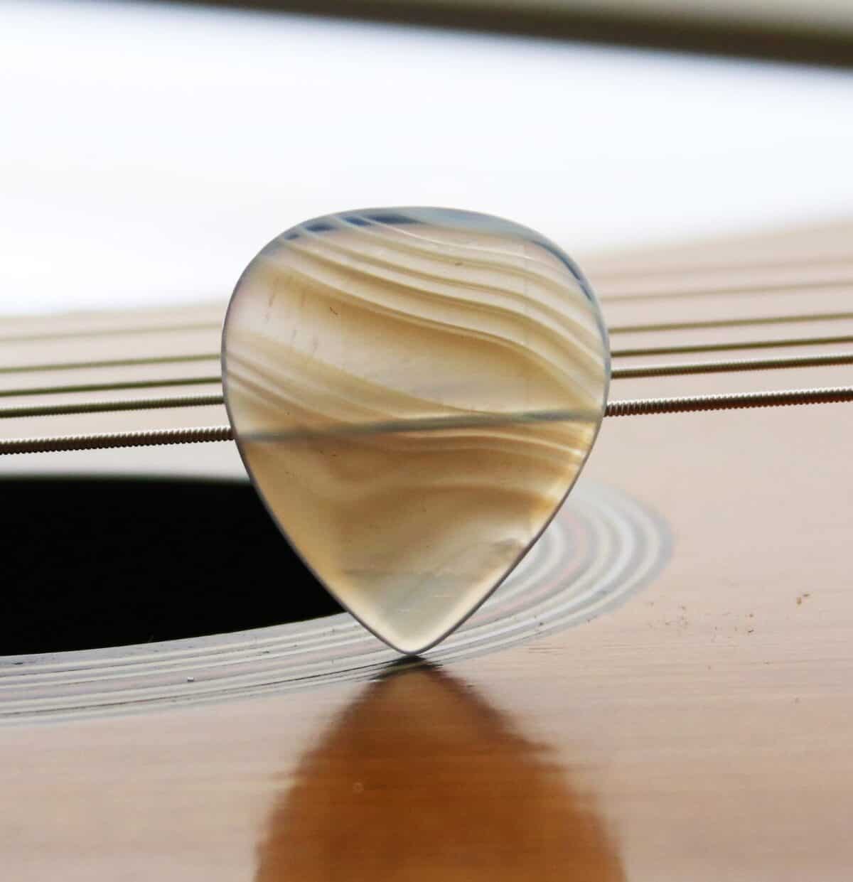 Best Stone Guitar Picks - Guitar Pick Reviews