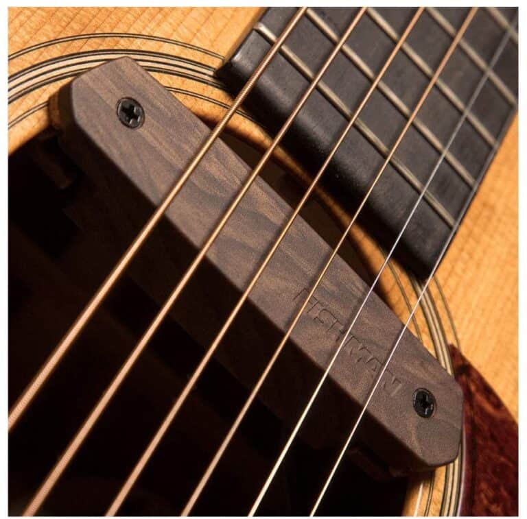 Guitar Gadgets: 33 Awesome Guitar Gadgets That Actually Work (2023)