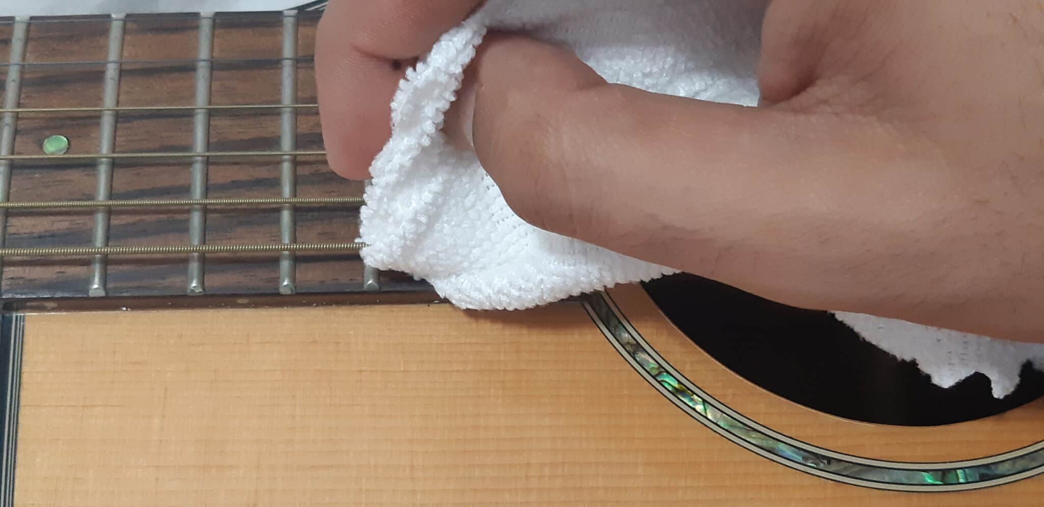How to Clean Guitar Strings to Make Them Sound Like New
