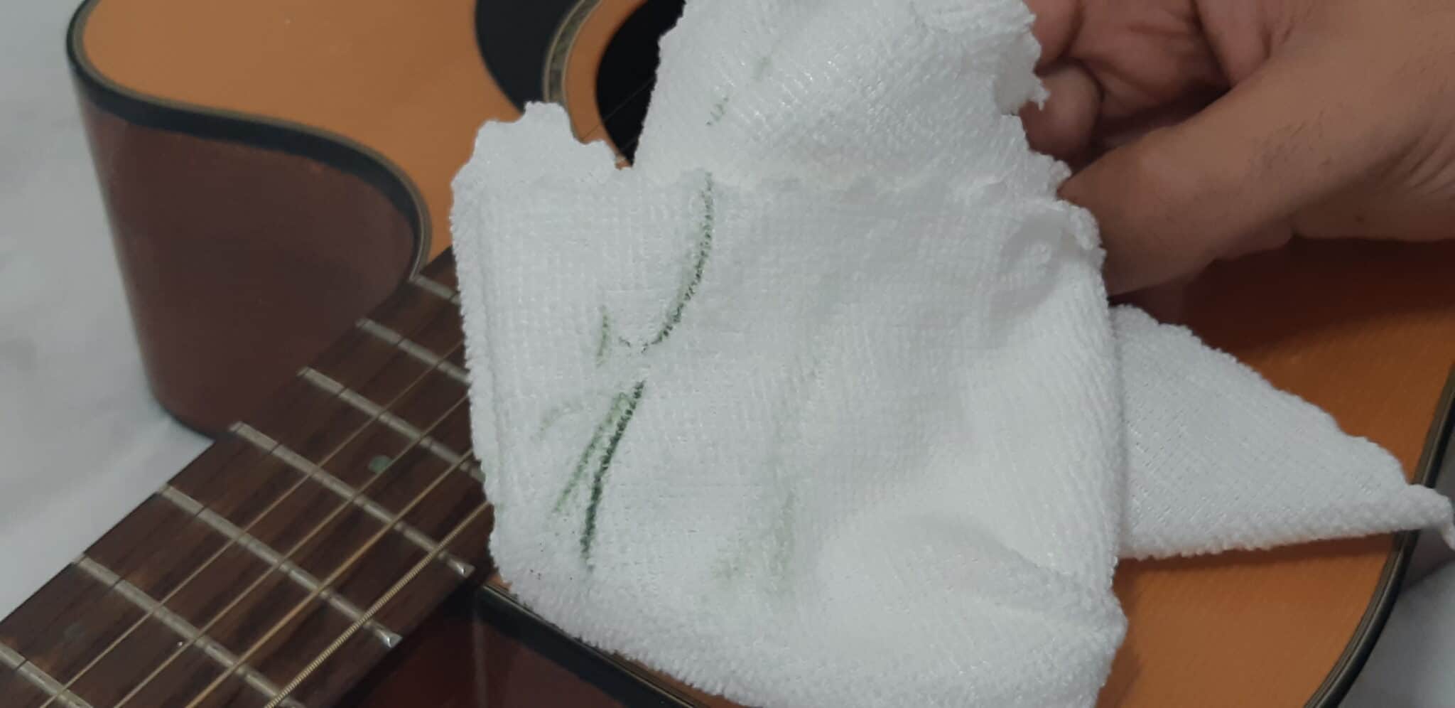 How to Clean Guitar Strings to Make Them Sound Like New