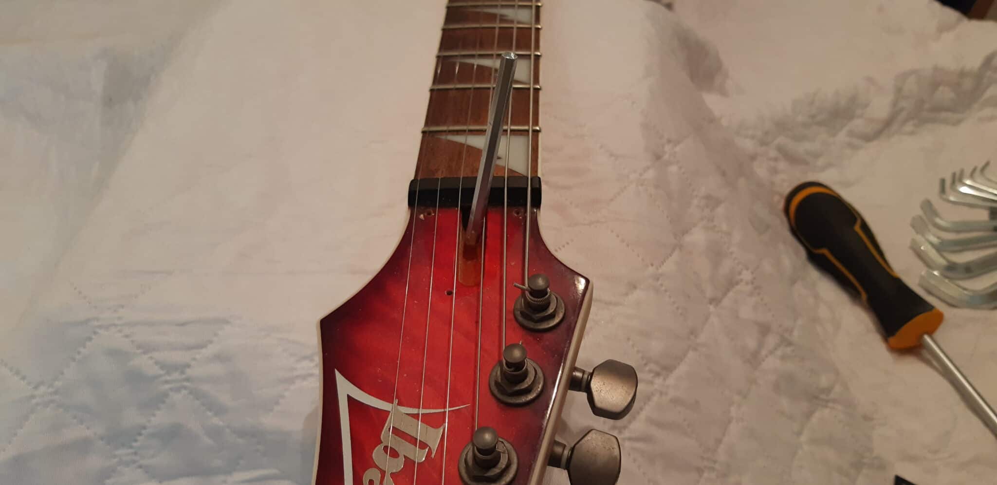 How to Fix Fret Buzz? Common Causes and Easy Fixes