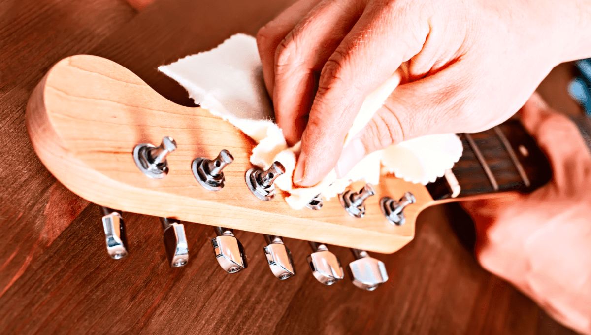 The 14 Most Common Guitar Problems and How to Easily Fix Them