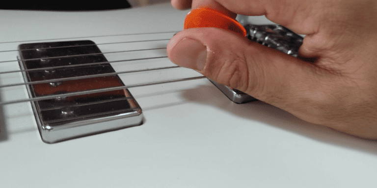 How to Do Pinch Harmonics: Make Your Guitar Squeal - Guitar Pick Reviews